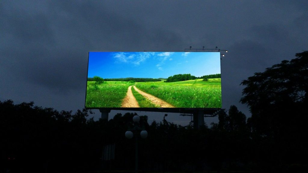 5 Ways To Use LED Screens Outdoor To Enhance Your Outdoor Experience